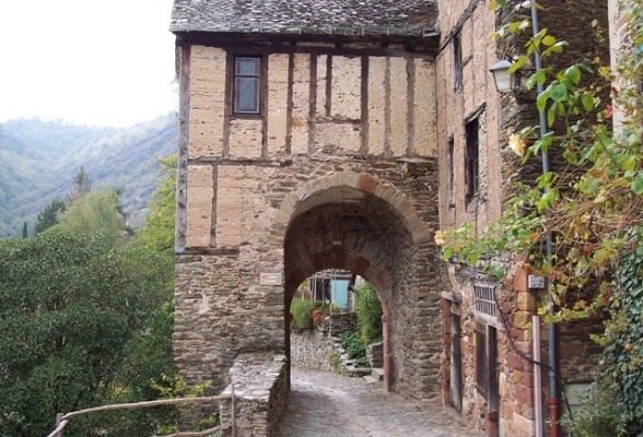 le Puy to Conques, walking